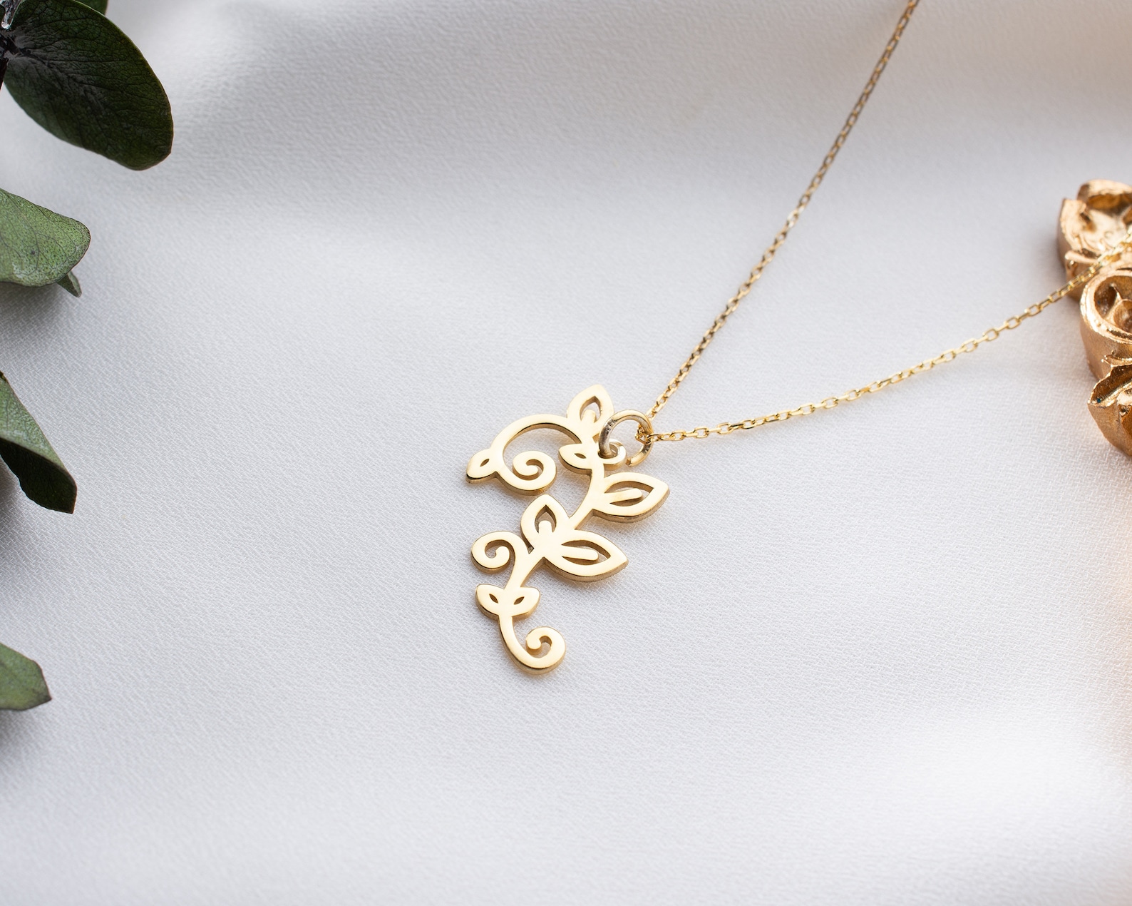 14k Solid Gold Flower Necklace Gold Flower Necklace Gift for - Etsy
