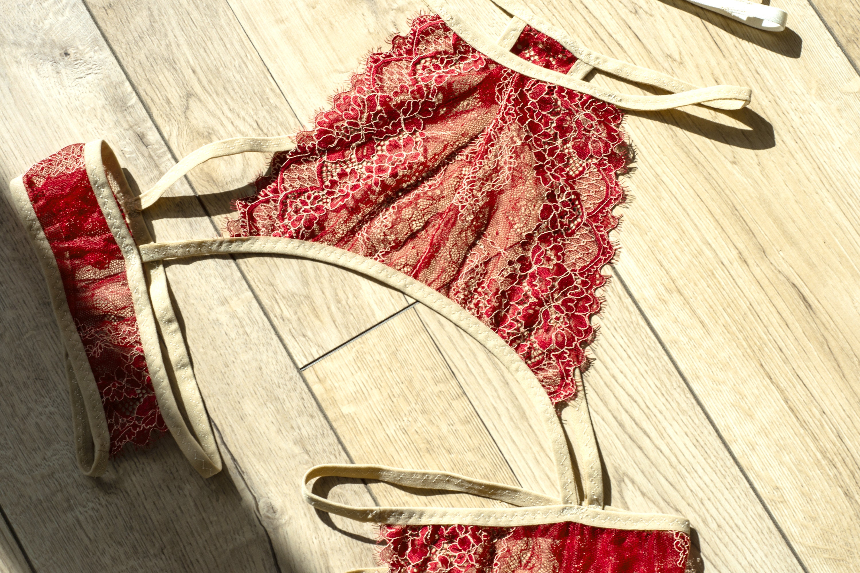 Awesome Burgund Easy-access Set Unique Garter Cupless Bra Catania - Etsy