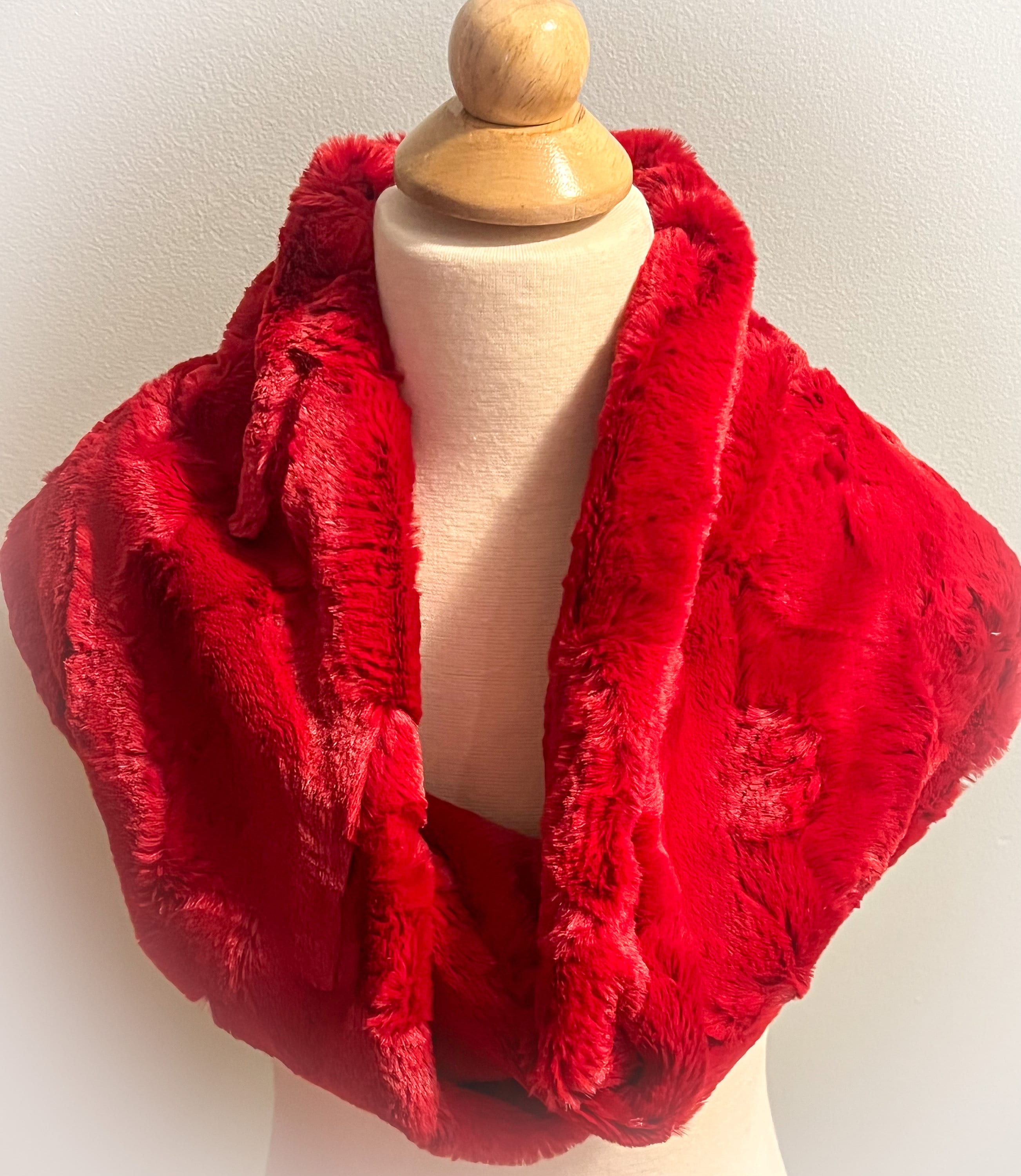 Cardinal Red Luxe Cuddle® Minky Infinity Scarf - Etsy