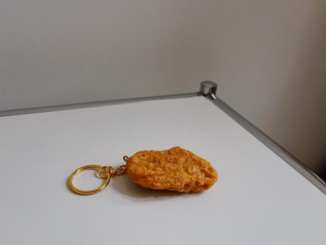 Fancy Nugget Keychain – Realistic Fast Food-inspired Accessory, Perfect ...