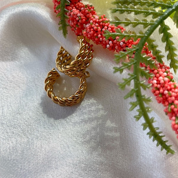 18k Gold Braided Hoop Earring - Etsy
