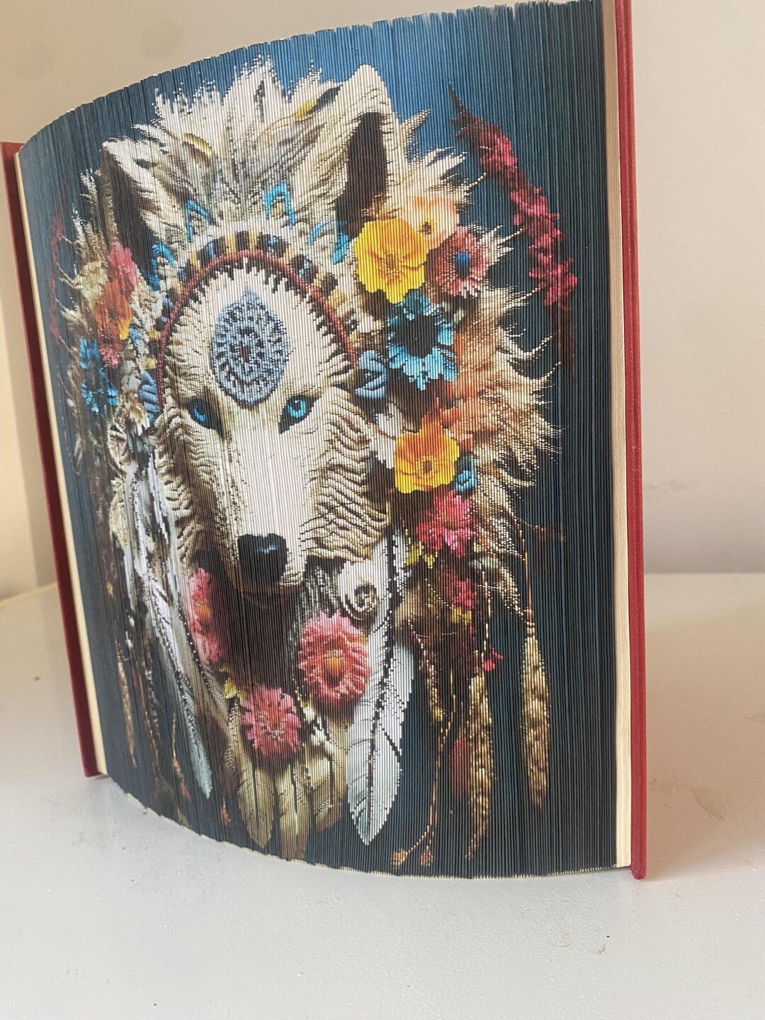 Macrame White Wolf 22 - 23.5cm - 549 Pages - Photo Strip , Fore-edge ...