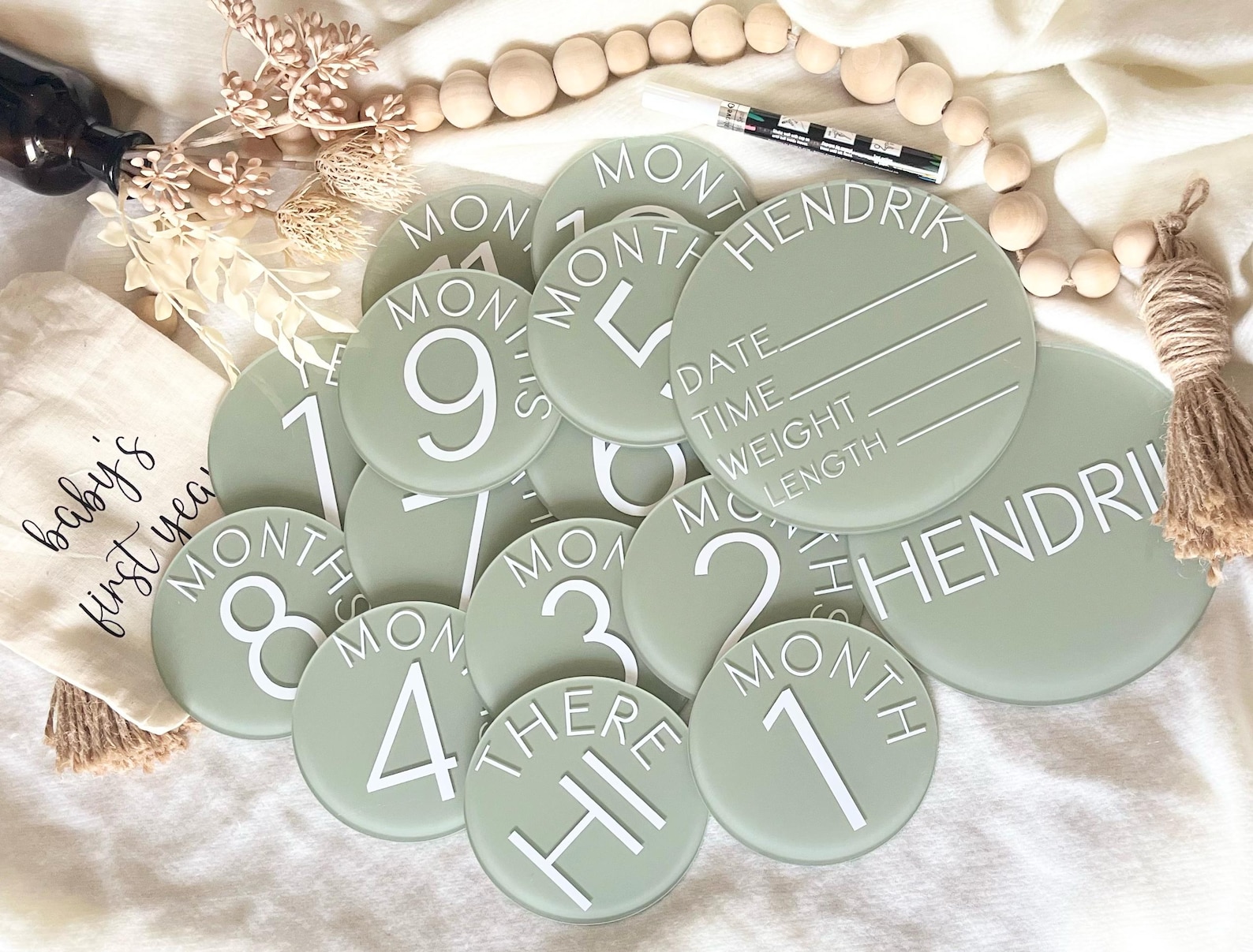 Acrylic Baby Milestones Disc Baby Monthly Milestone Cards Baby Monthly ...