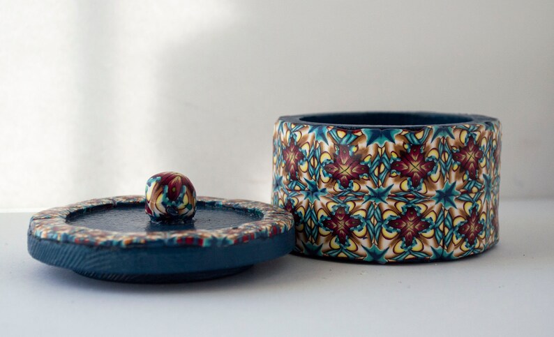 Decorative Keepsake Round Wooden Box With Lid, Unique Gift - Etsy