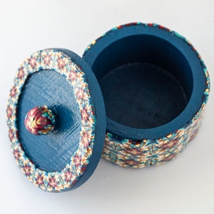 Decorative Keepsake Round Wooden Box With Lid, Unique Gift - Etsy