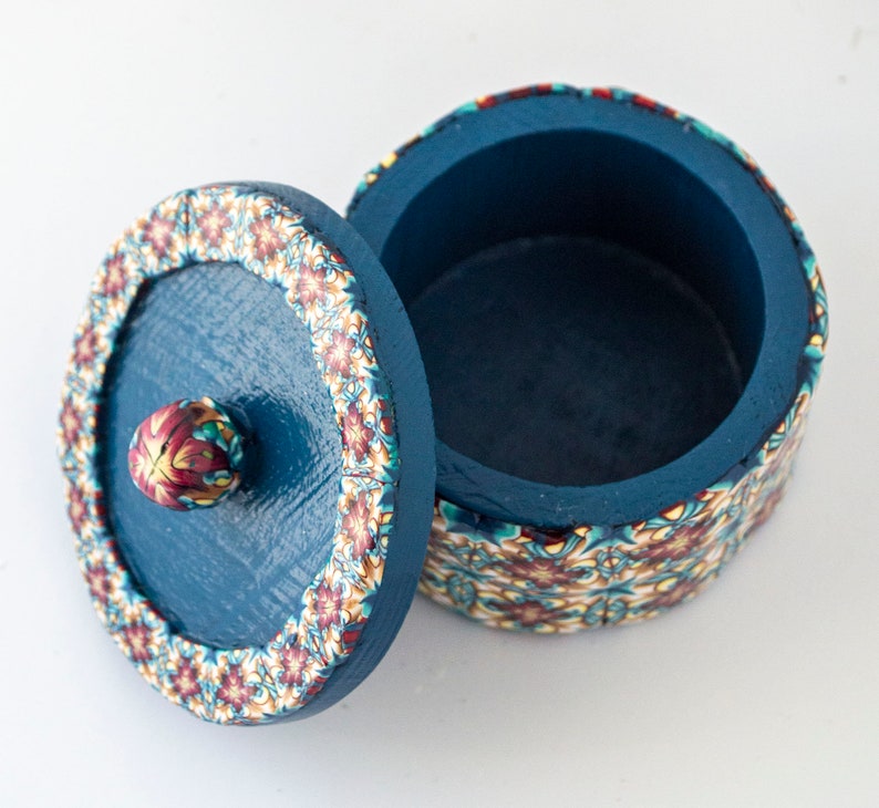 Decorative Keepsake Round Wooden Box With Lid, Unique Gift - Etsy