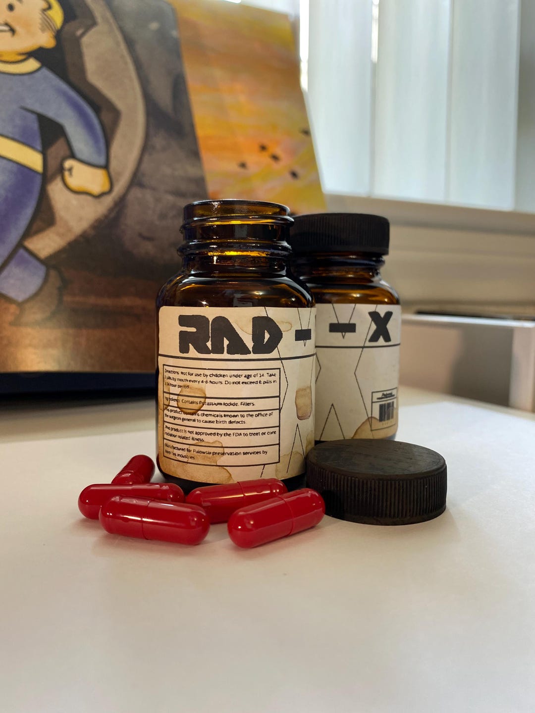 FALLOUT Rad-x Prop - 1.75x3" Amber Glass Packer W/ Painted Black Cap - Etsy