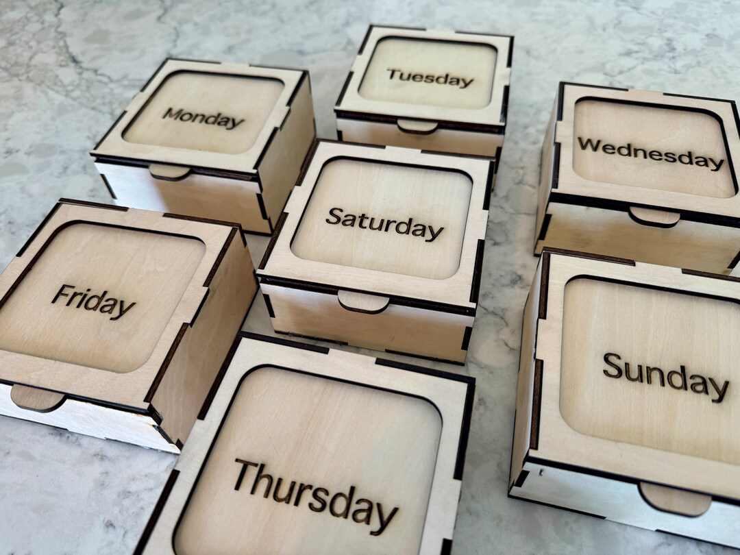 Customizable Day-of-the-week Wooden Box Set - Etsy