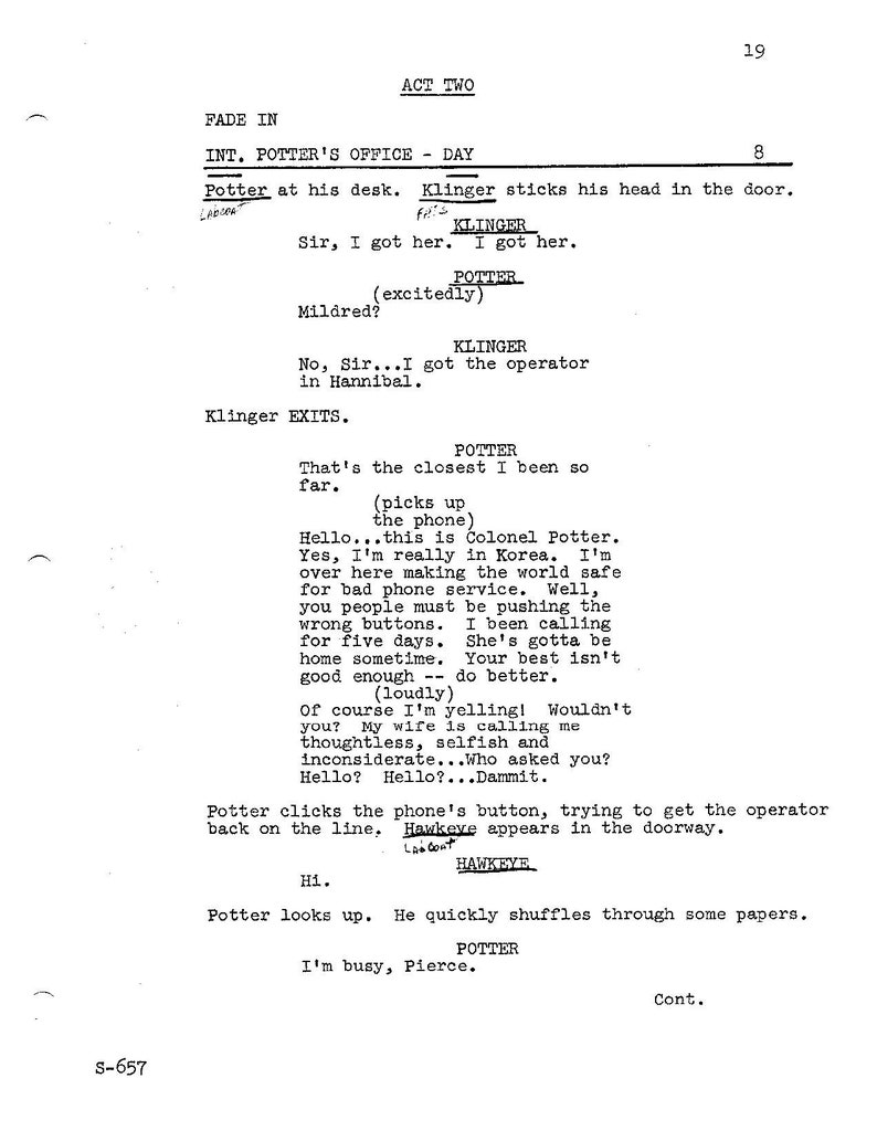 MASH TV Series Script, Wardrobe Department, Alan Alda, Mike Farrell ...