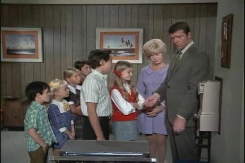 Brady Bunch Tv Series Script Famous Payphone At Home Epiosde Allan Melvin Aka Sam The Butcher