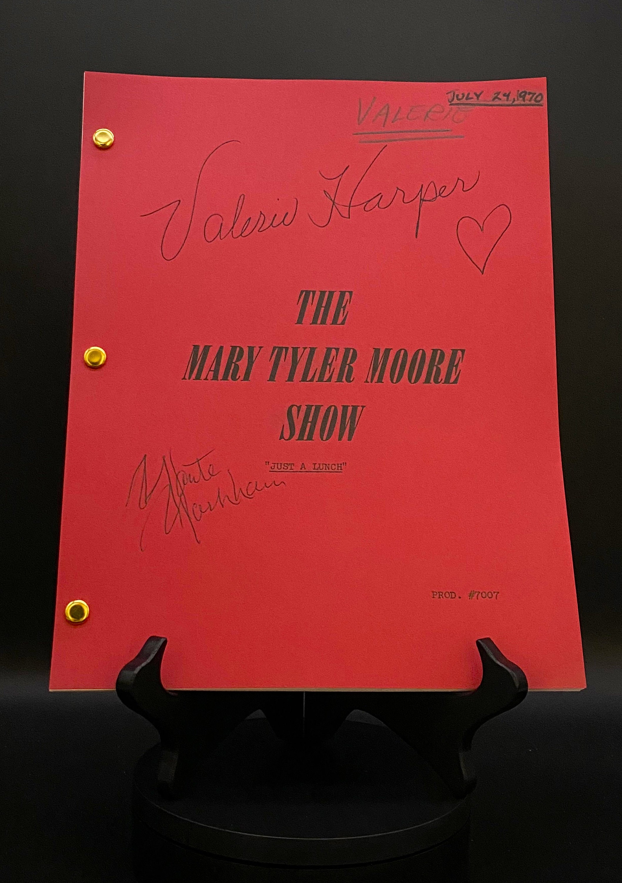 MARY TYLER MOORE Show Valerie Harper + Monte Markham Signed Tv Script ...