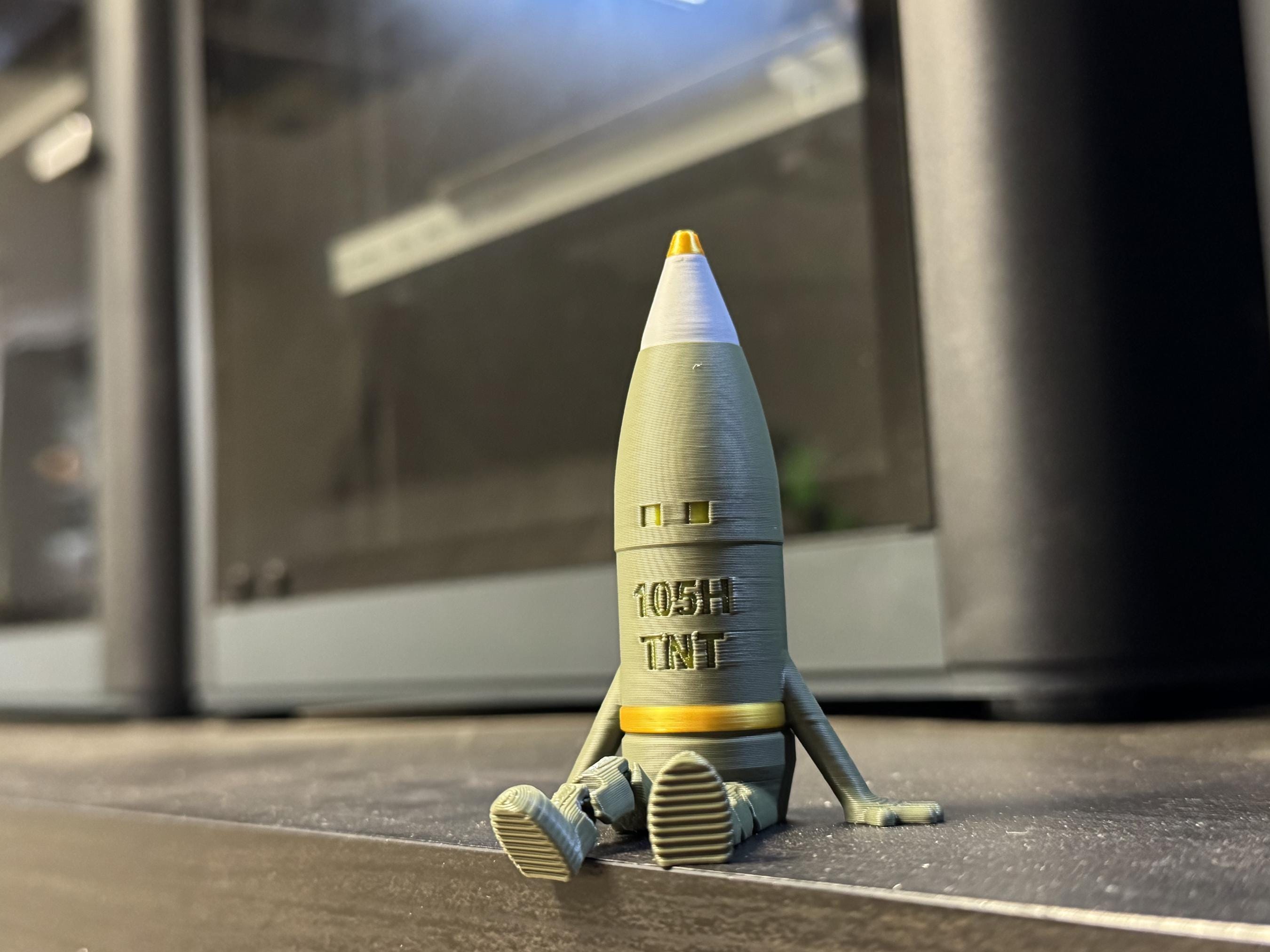 105MM Artillery Shell Buddy – Unique Military-inspired Desk Toy or Gift ...