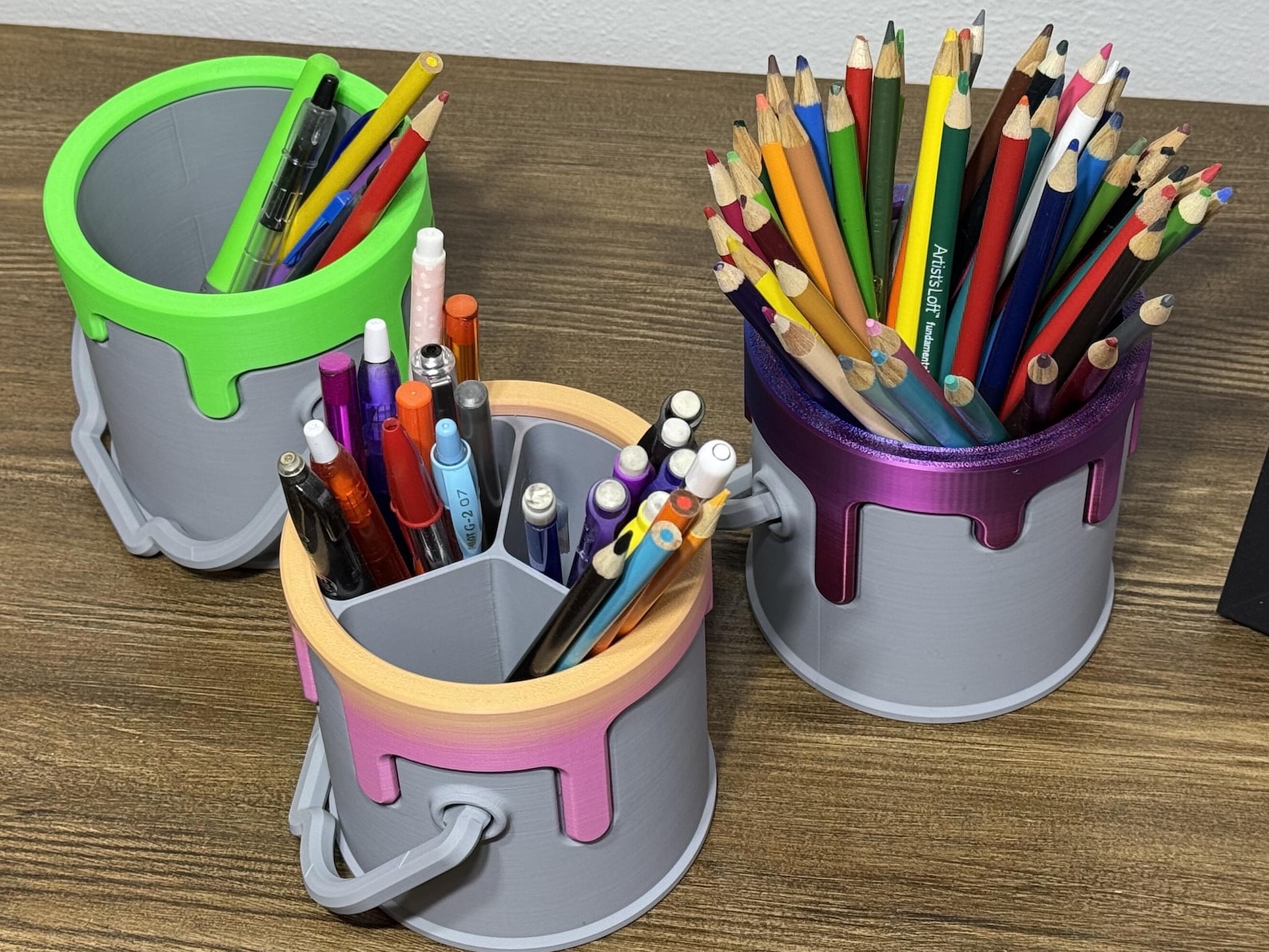 3D Printed Drippy Paint Bucket Pencil Holder: Artist Desk Organizer - Etsy