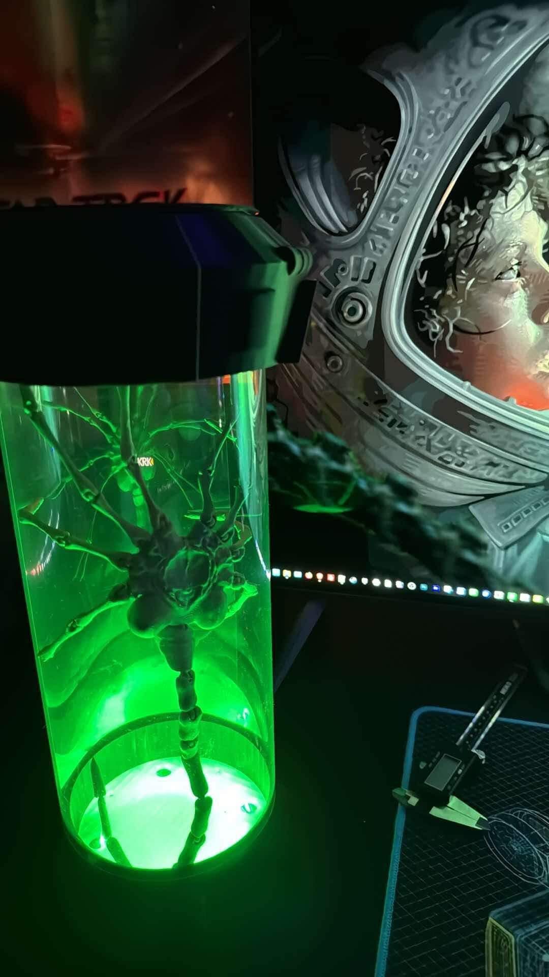 Large Alien Stasis Container Specimen Face Hugger Embryo Jar Movie Prop ...