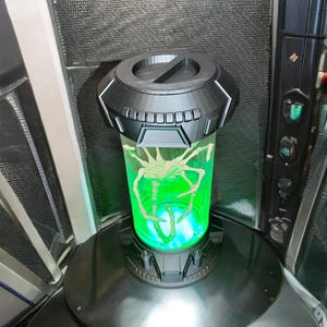 Large Alien Stasis Container Specimen Face Hugger Embryo Jar Movie Prop ...