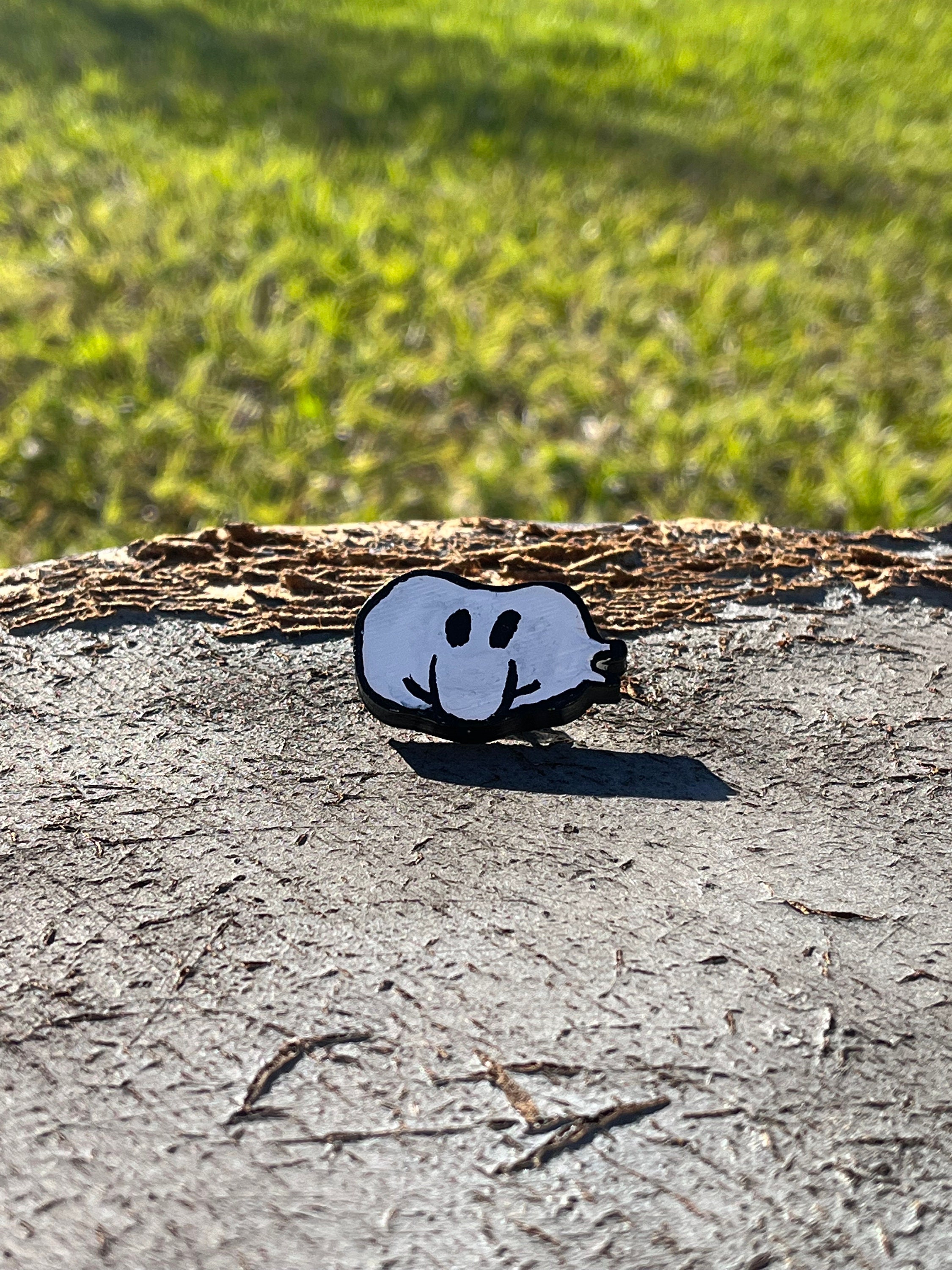 Splatoon Sally Graffiti Pin - Etsy