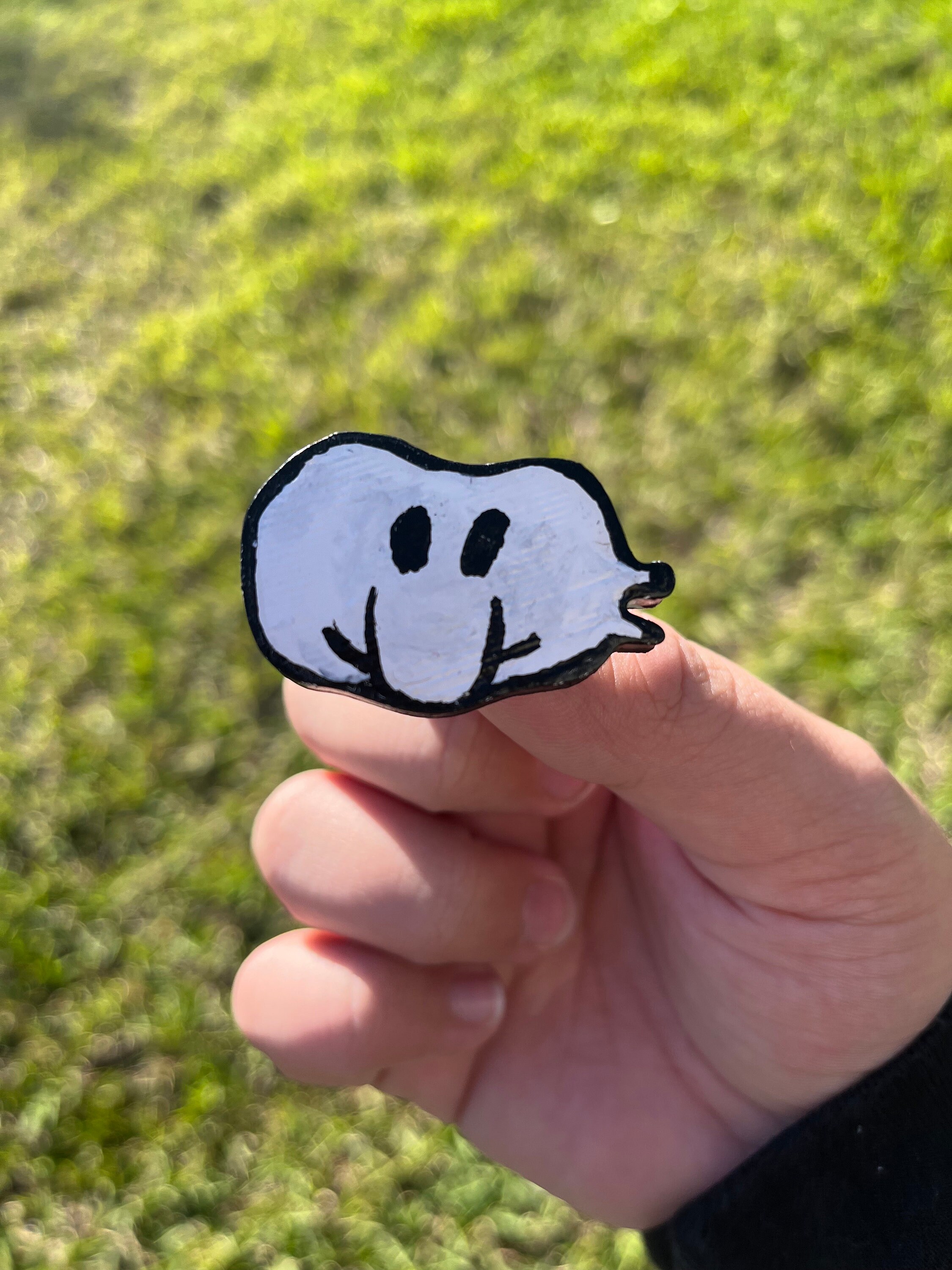 Splatoon Sally Graffiti Pin - Etsy
