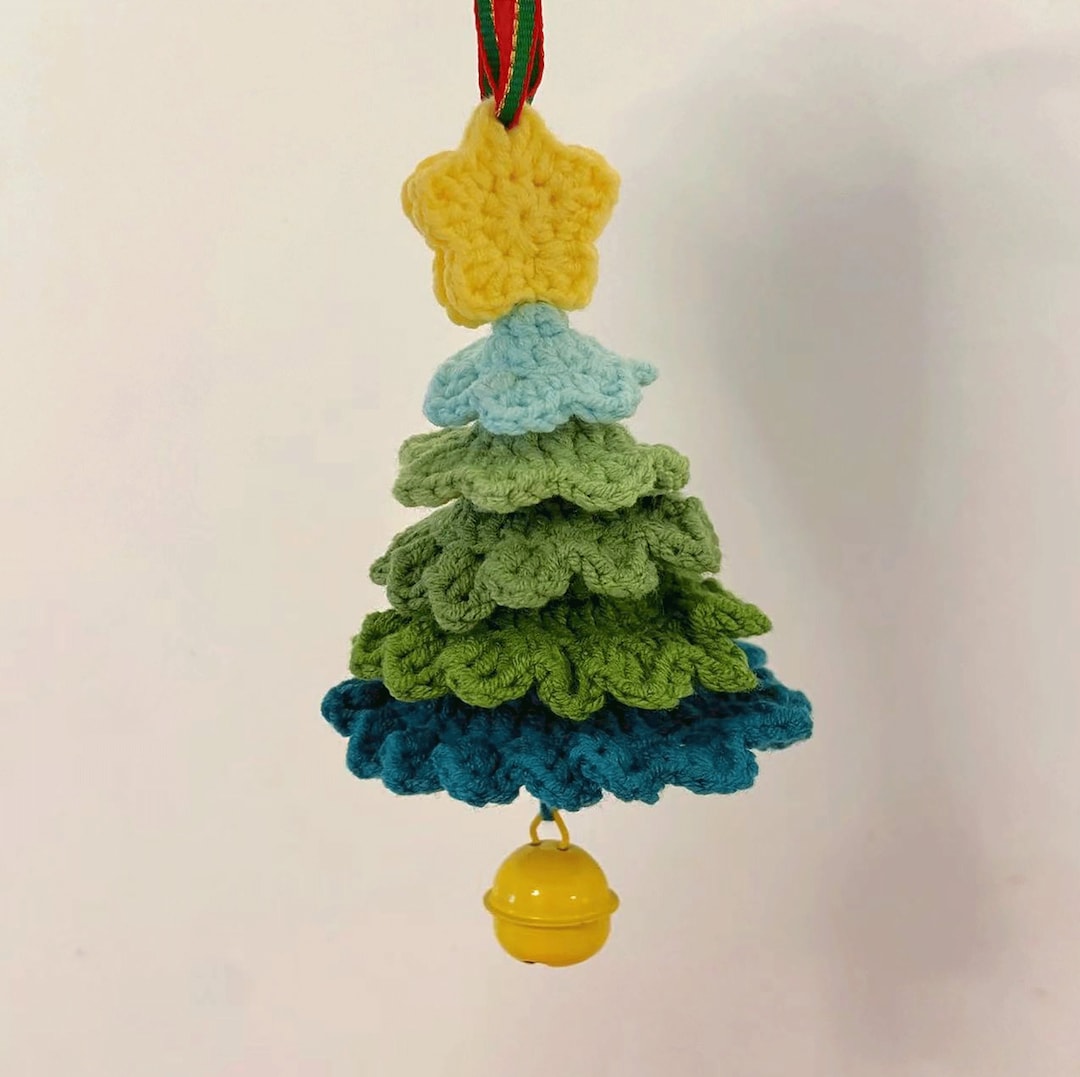 Christmas Tree Key Chain Crochet Pattern - Coloful Xmas Tree Handmade ...
