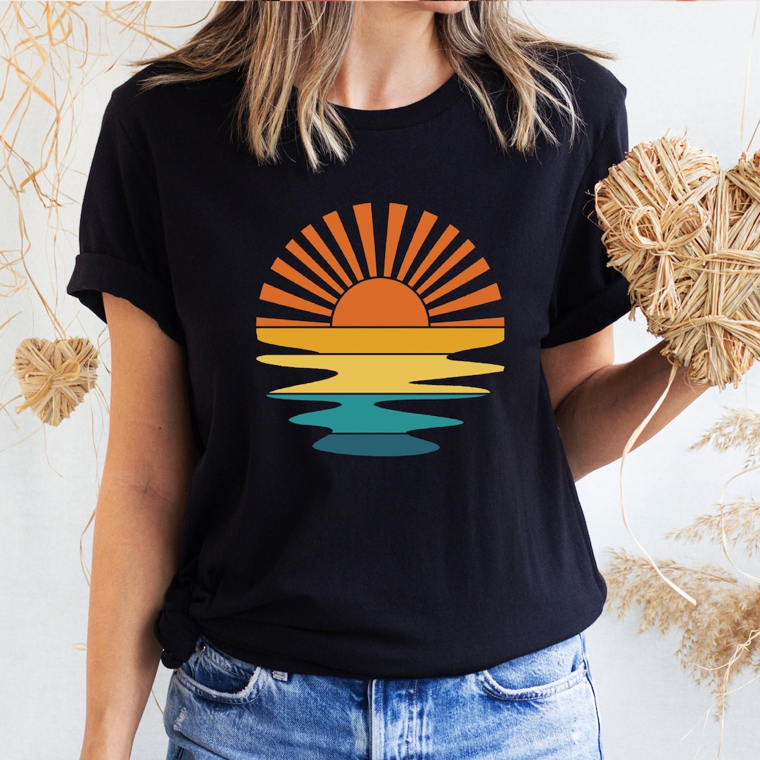 Retro Sunset Rays Wavy Shirt, Vintage Shirt, Retro Sunshine Shirt, Sun ...