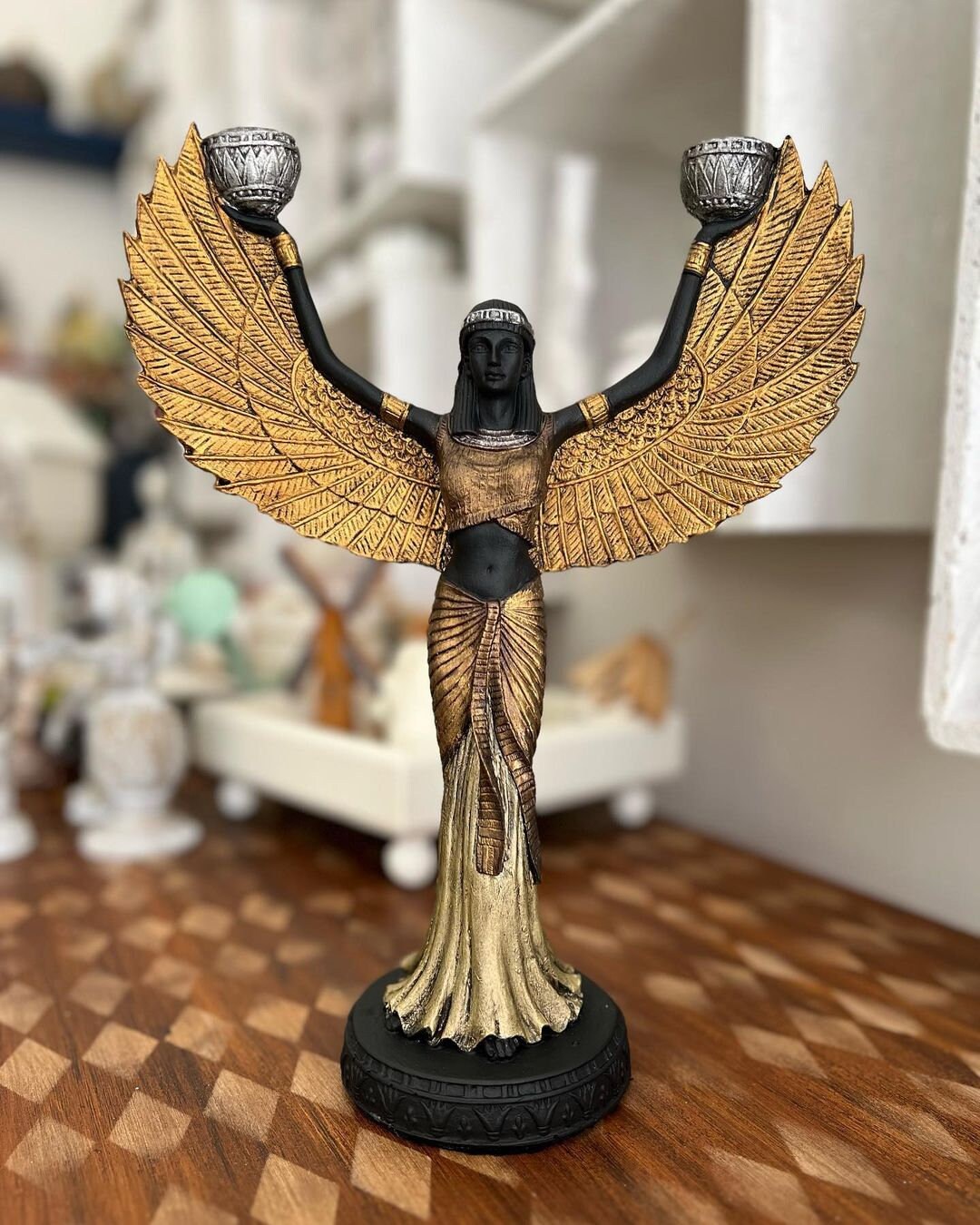 Estatua de la diosa egipcia Isis / Estatua de resina hecha a mano ...