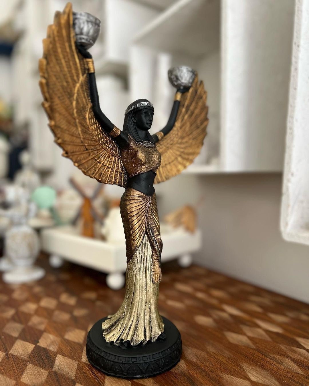 Estatua de la diosa egipcia Isis / Estatua de resina hecha a mano ...