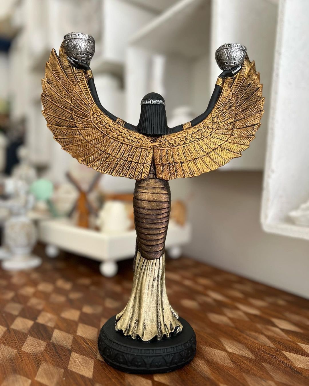 Estatua de la diosa egipcia Isis / Estatua de resina hecha a mano ...