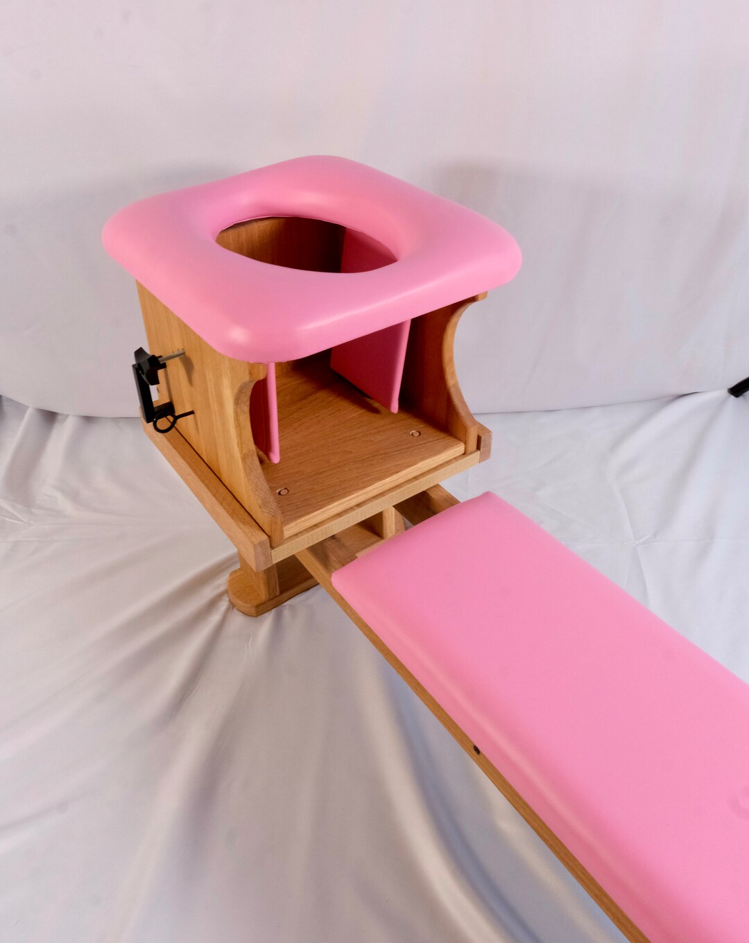 Custom Color Smother Box With Bench Oak And Vinyl Etsy
