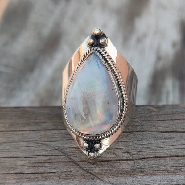 Large Moonstone Ring - Etsy
