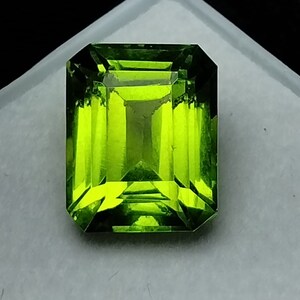 Precious 8 Ct Extremely Rare Natural Peridot Stone Excellent Green ...