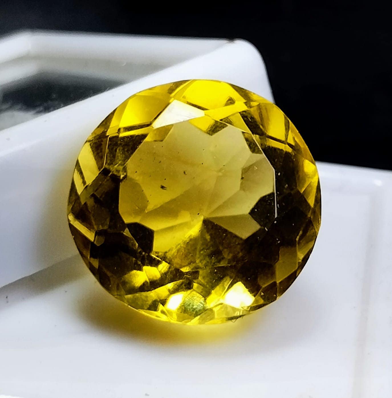 8 Ct AAA + Yellow Topaz Round Shape Certified Loose Topaz Gemstone ...