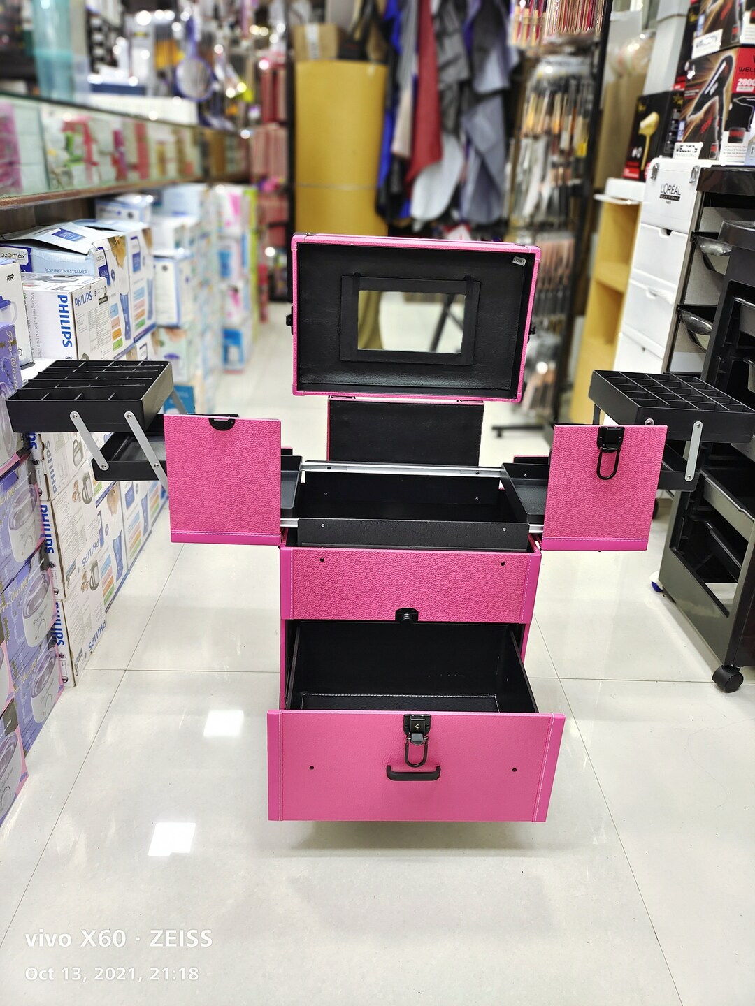 Luxury Wooden Makeup Vanity With Mirror Trolley Cosmetic Case for Women ...