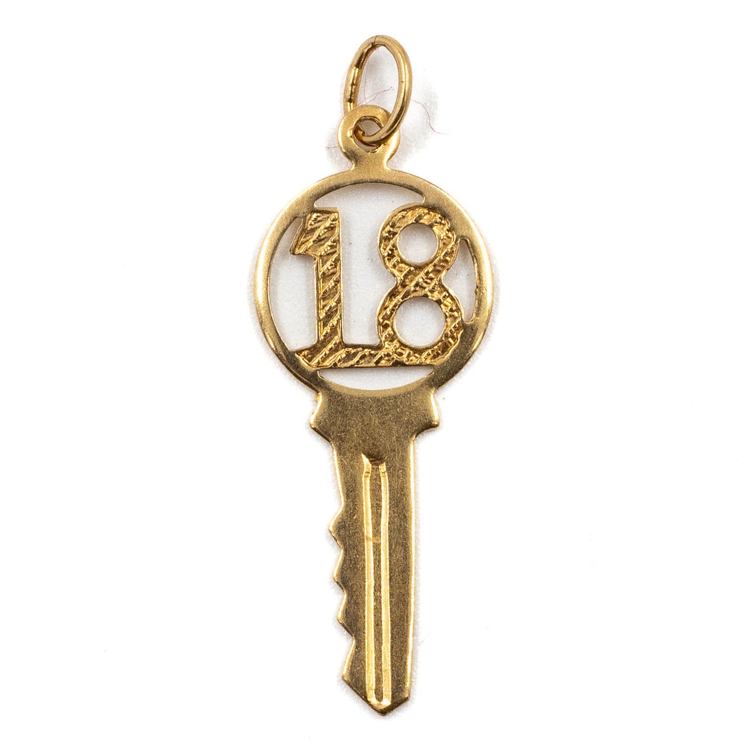 Vintage 18th Birthday Key 9ct Gold Pendant - Etsy