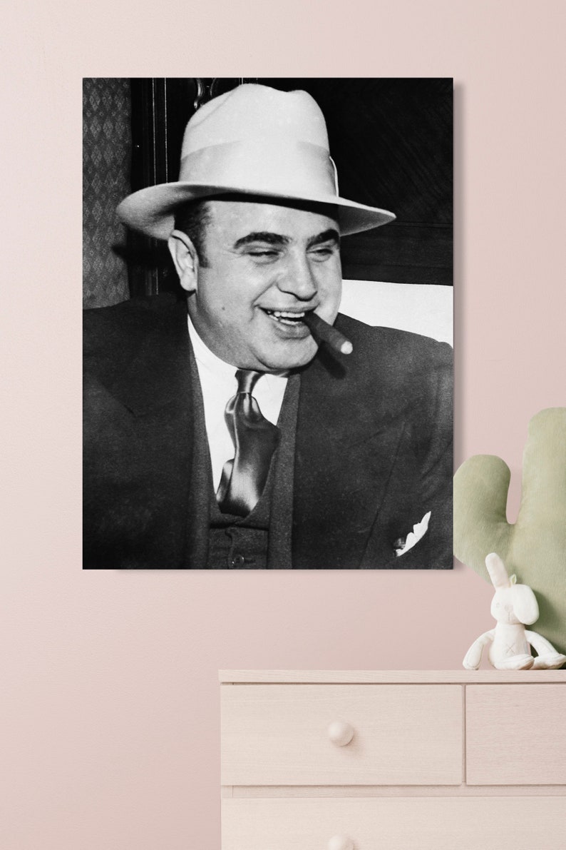 Mafia, Gangster Al Capone Smoking Cigar Black and White Art Retro ...