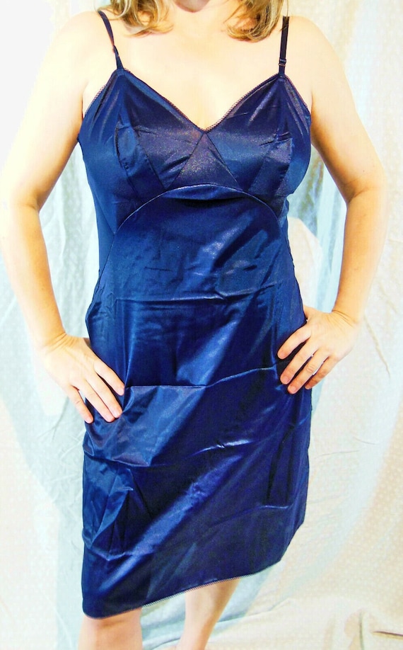 Rare!!! Van Raalte Vintage Blue Shiny Slippery Taffet… - Gem