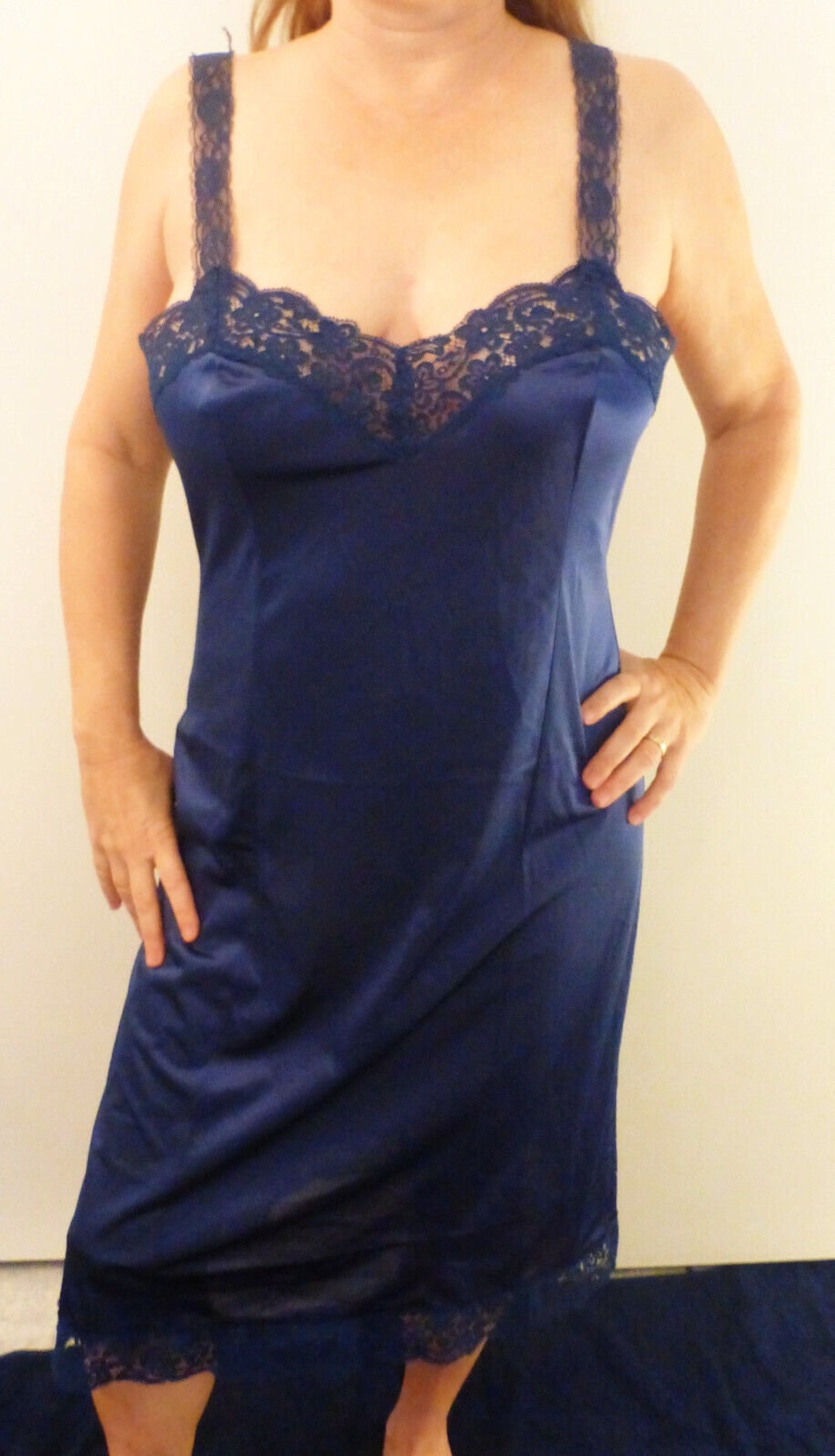 Vanity Fair Vtg Blue Satiny Nylon Mega-lacy Stretch Straps Full Slip 36 ...