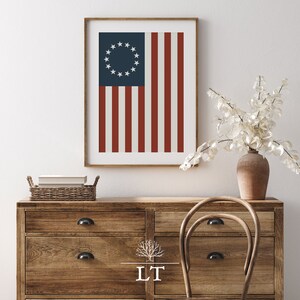 Colonial Betsy Ross Flag Print, Vertical Hanging Betsy Ross Flag ...