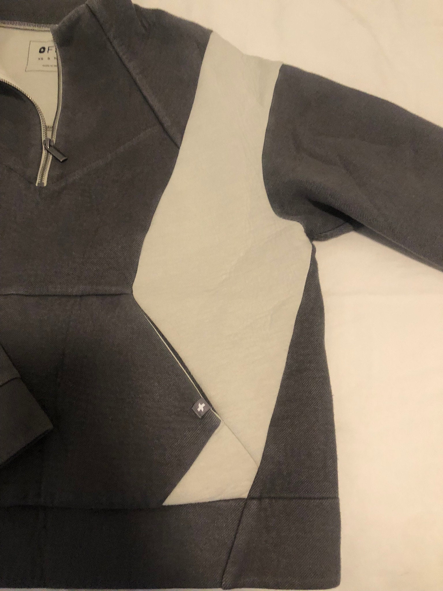 Figs Scrubs Limited Edition Grey White Neoprene Pullover - Etsy