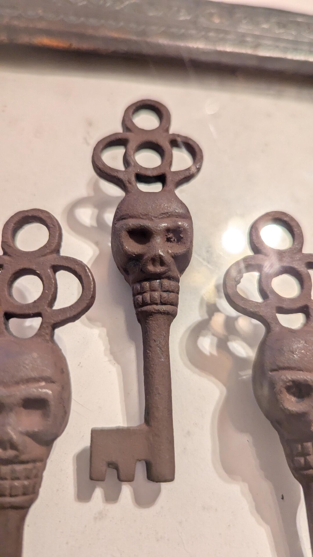 3 Large Cast Iron Skull Skeleton Keys Wall Decor Oddities Decor - Etsy