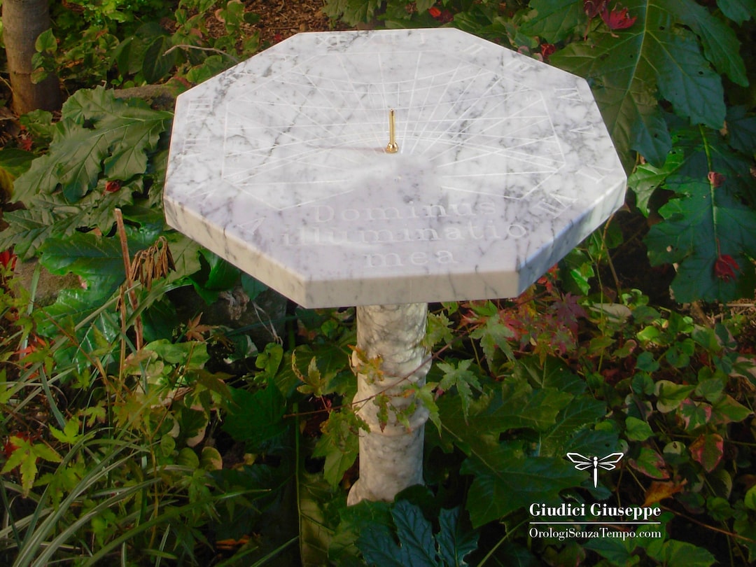 Horizontal Sundial Marble and Gilded Bronze. - Etsy