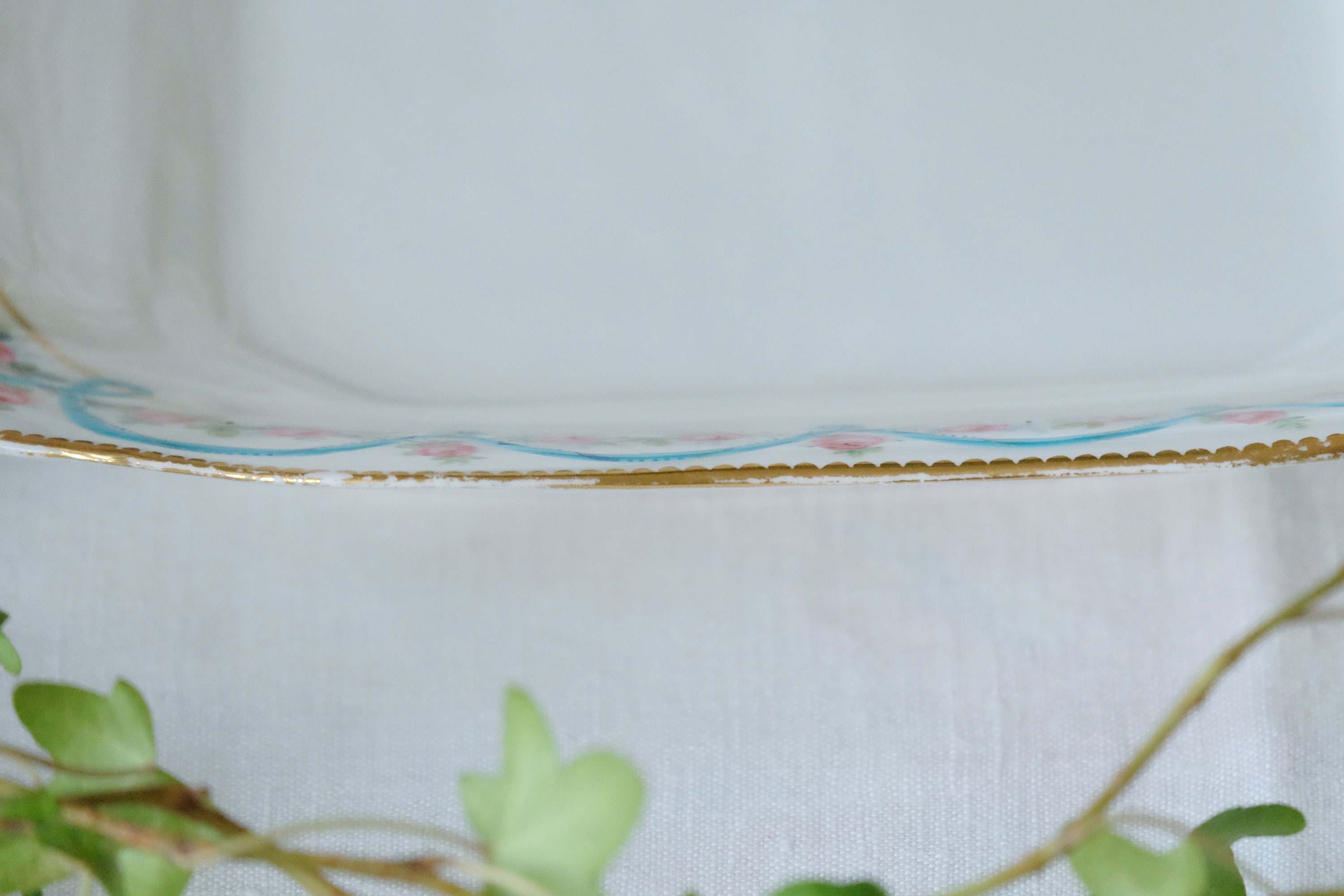 Minton Porcelain Turquoise Ribbon Hand Painted A Band of Roses Quad ...