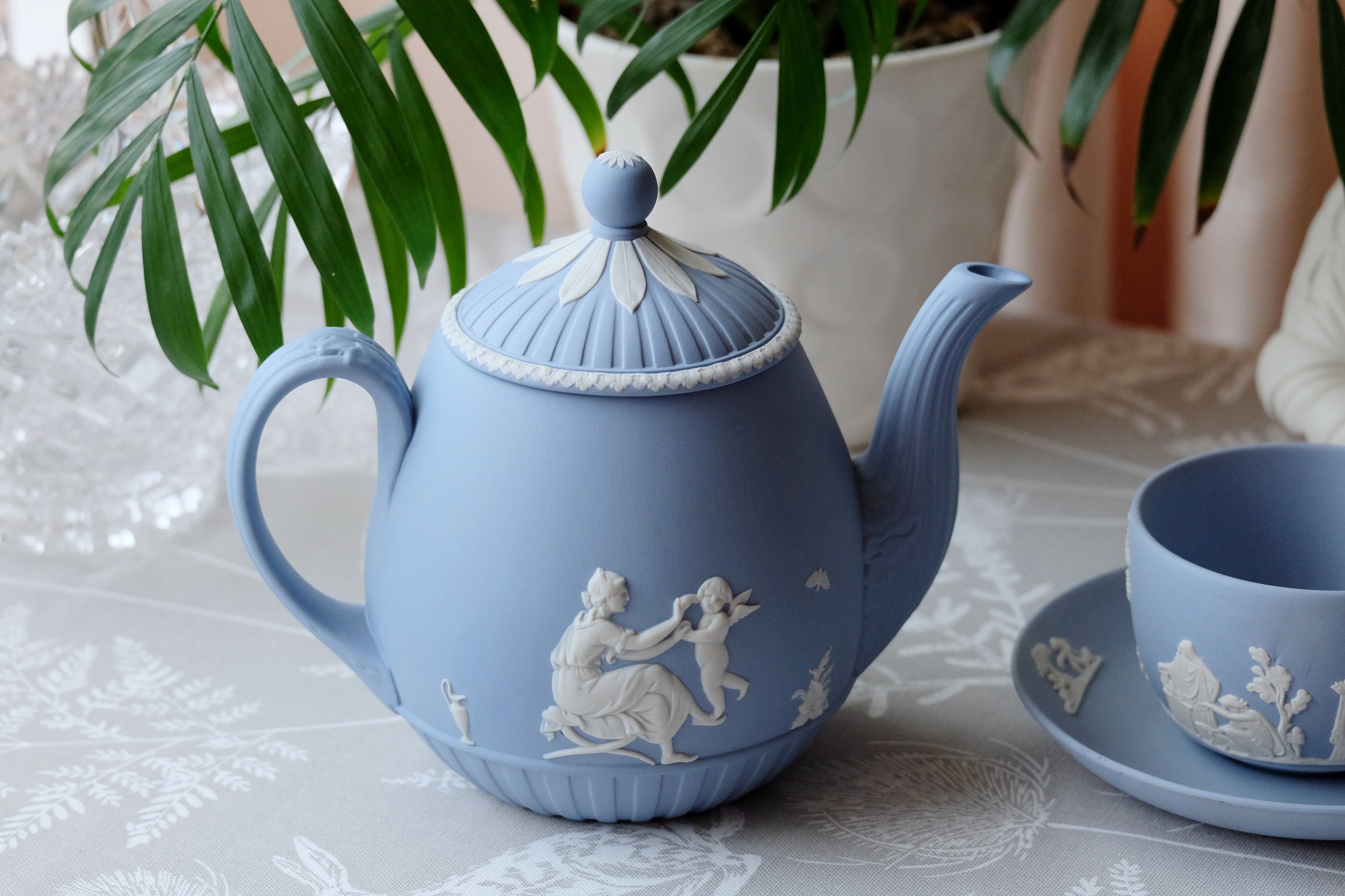 Wedgwood Blue Jasperware Teapot: the Lord Wedgwood Collection After an ...
