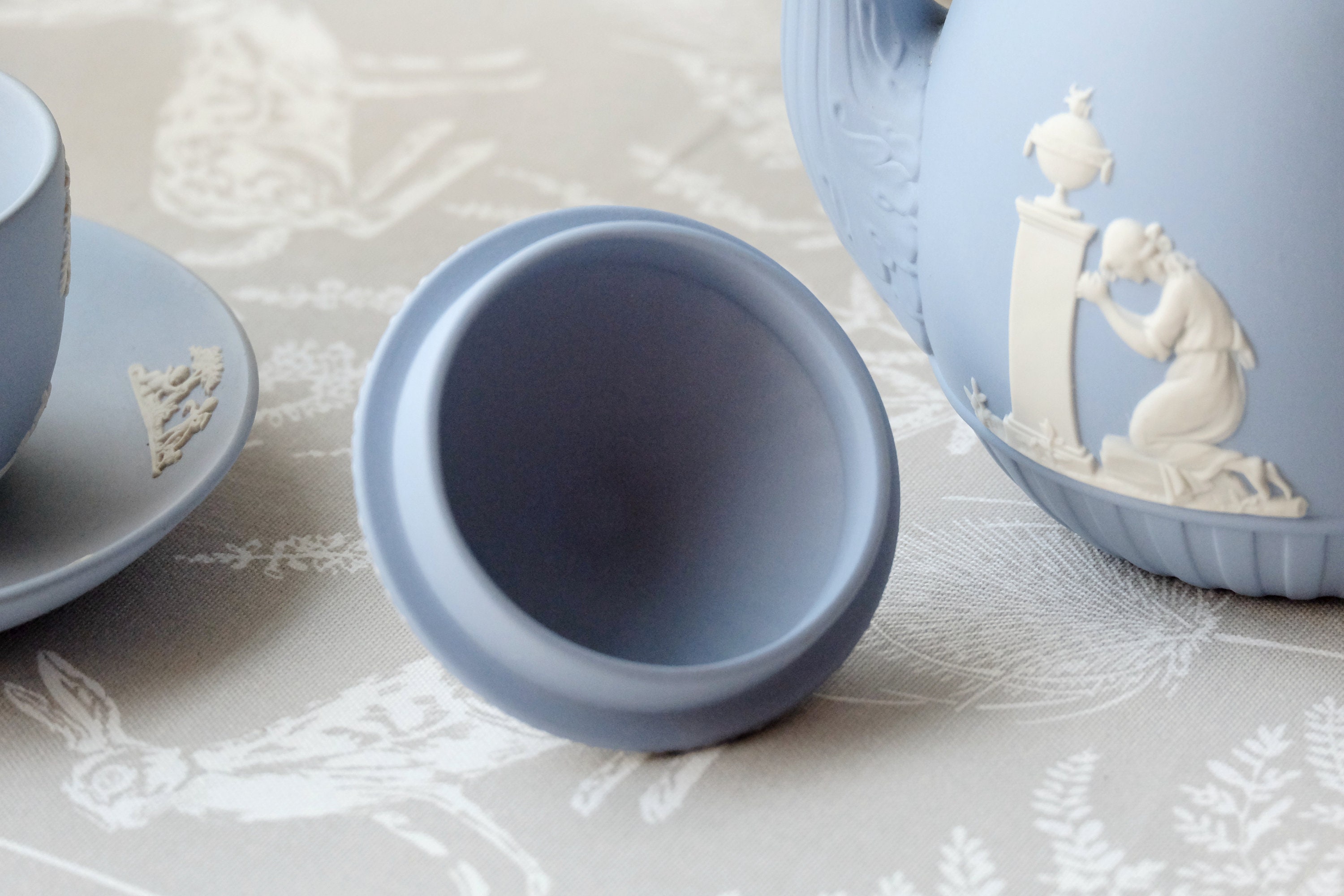 Wedgwood Blue Jasperware Teapot: the Lord Wedgwood Collection After an ...