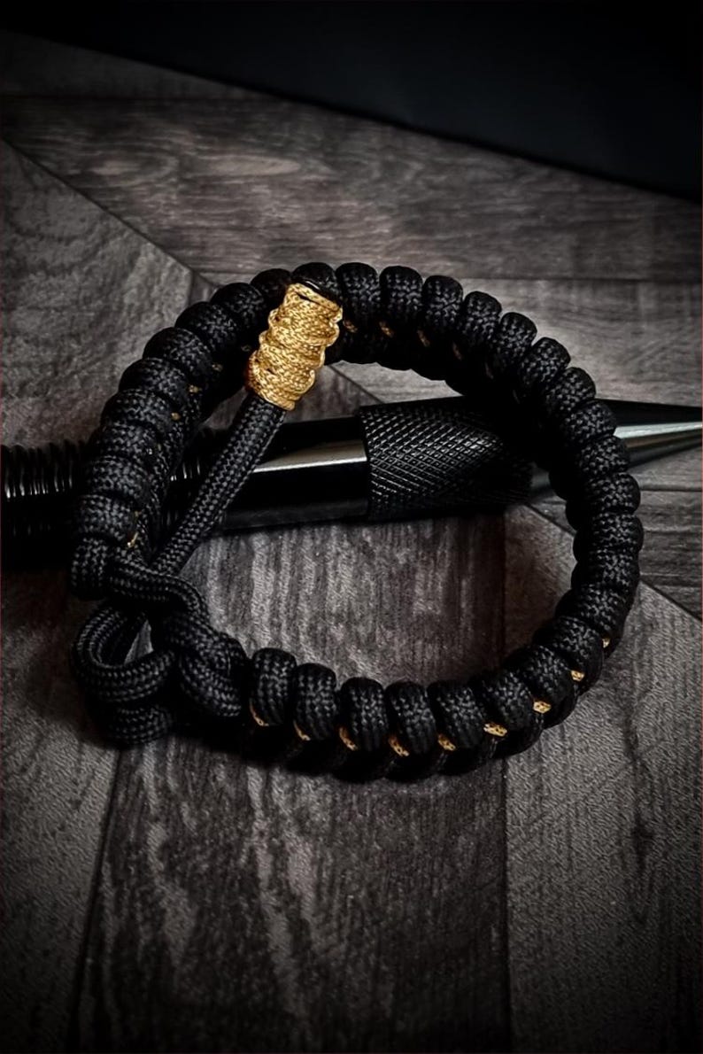 Premium Personalized Handmade Stitched Paracord Bracelet With Elegant ...