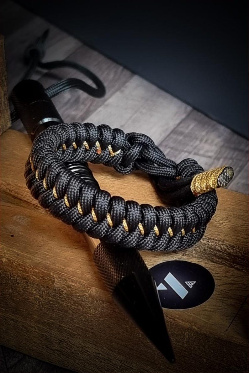 Premium Personalized Handmade Stitched Paracord Bracelet With Elegant ...