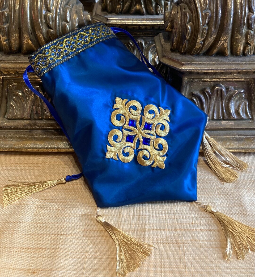 Regency Reticule in a Blue Taffeta, Stunning Embroidery Motif Design in ...