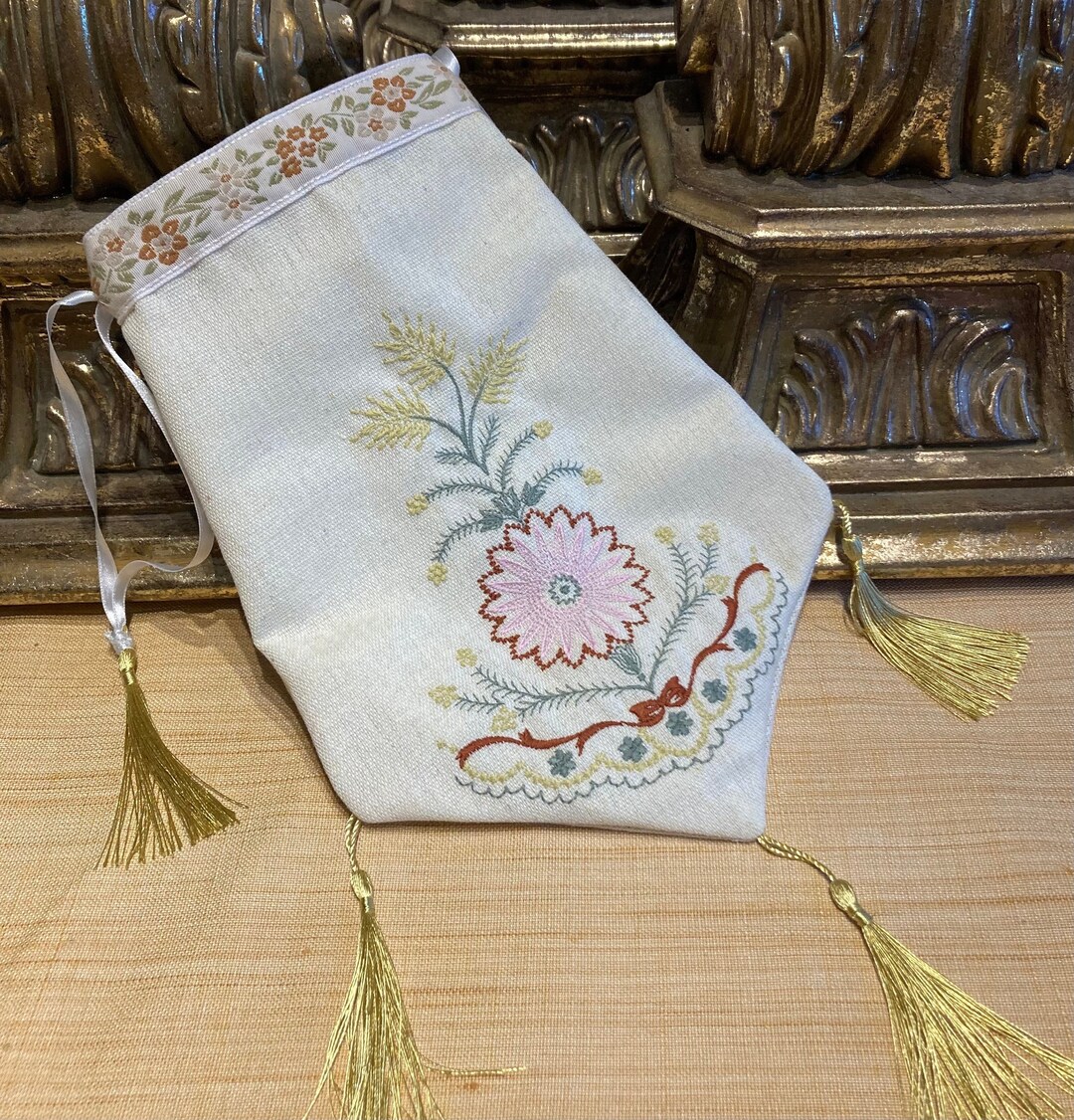 Regency Reticule in a Natural Linen, Stunning Embroidery Design in ...