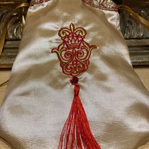 Regency Reticule in a Gold Taffeta With a Stunning Embroidery Design in ...