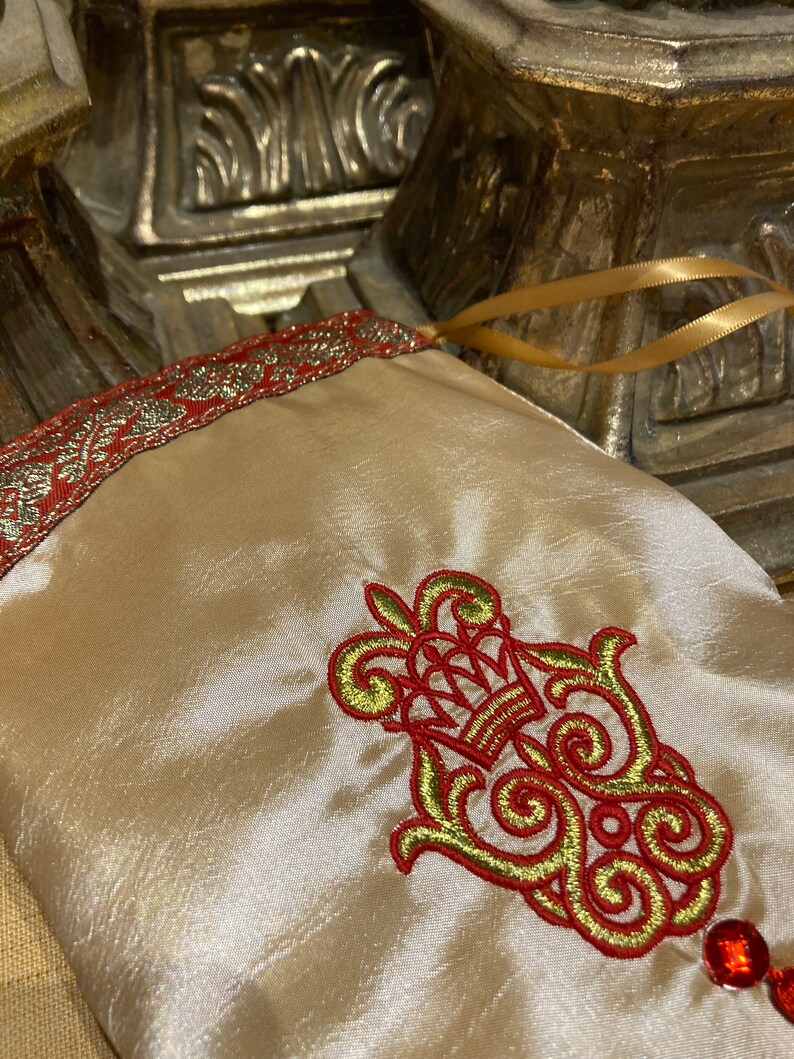 Regency Reticule in a Gold Taffeta With a Stunning Embroidery - Etsy