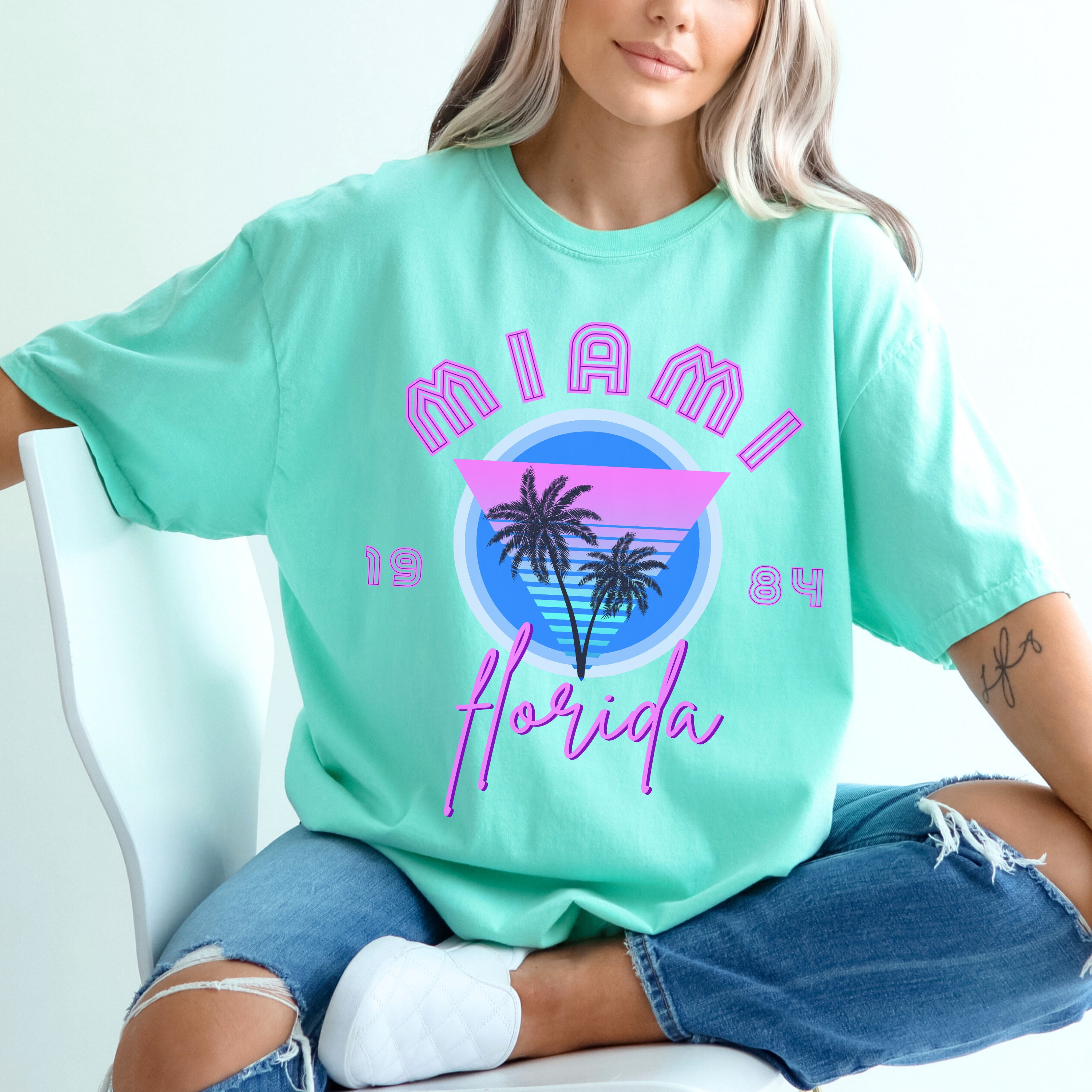 80s Retro Miami Florida Shirt Palm Tree Beach Graphic Tee Trendy Beach ...