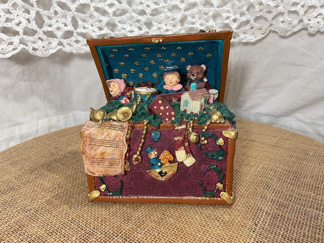 Vintage 1980’s Windsor Collection Musical Treasure Box. Toy Land. - Etsy